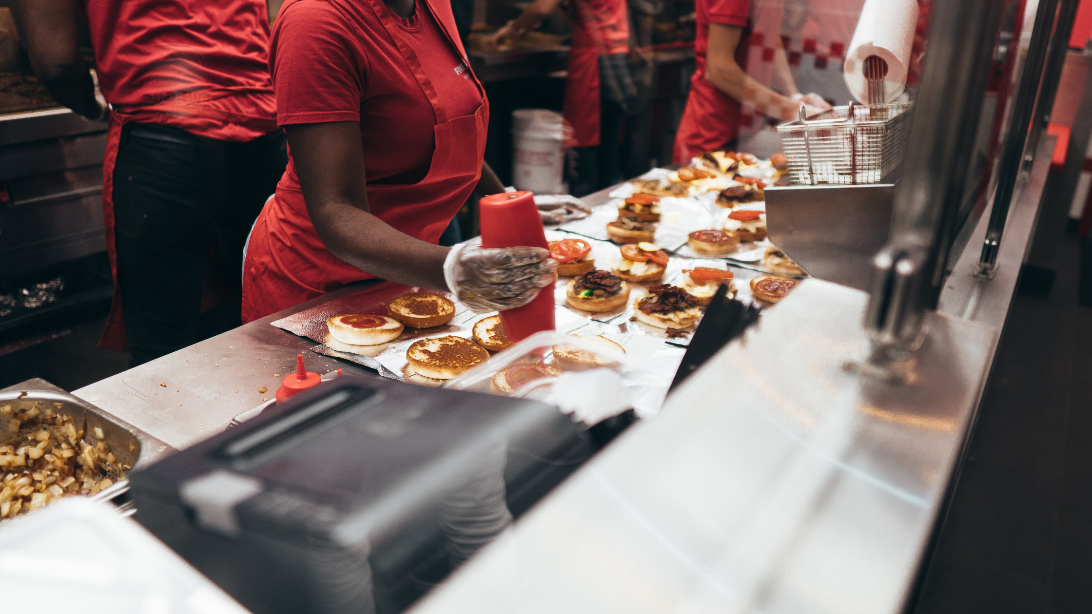 Why Multi-Unit Restaurants Need an R&M Solution
